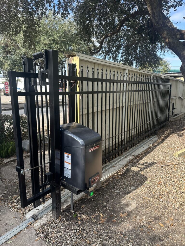 How Can an Automatic Rolling Gate Opener Enhance Security and Convenience?